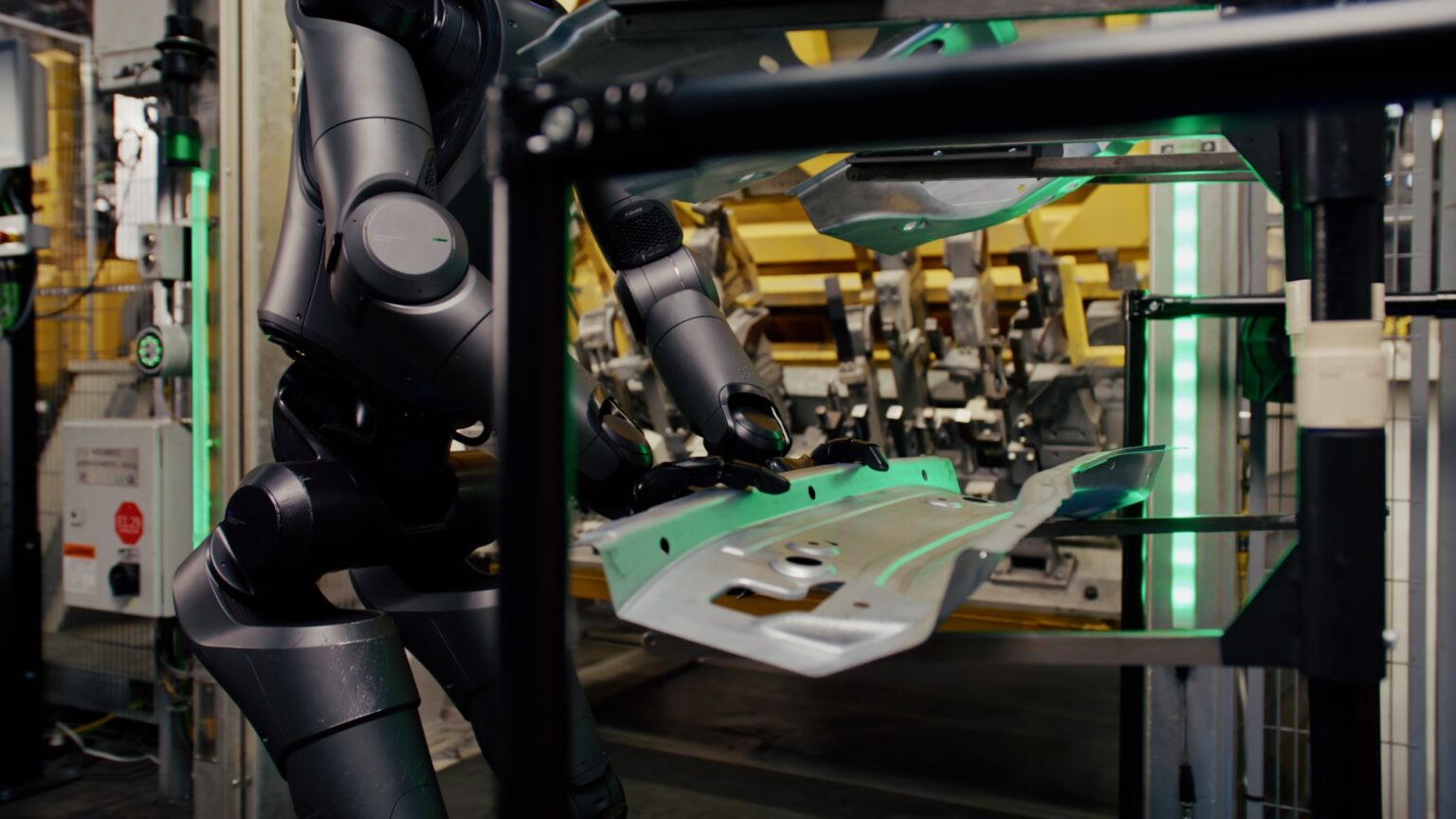 Succesvolle test van humanoïde robots in BMW Group-fabriek Spartanburg ...